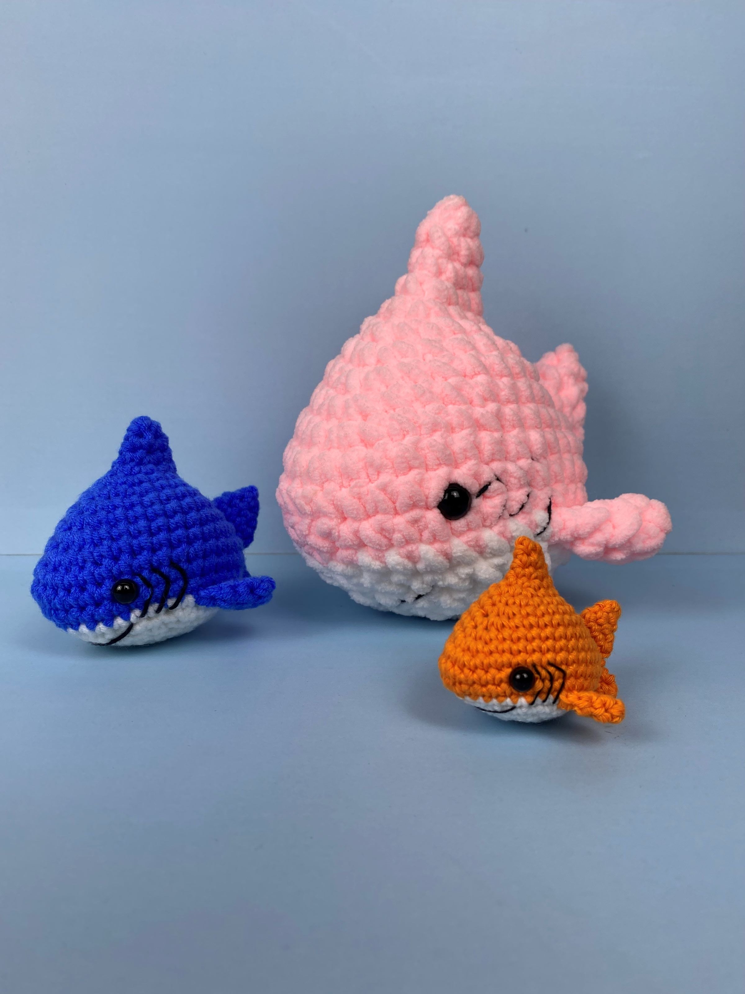Mini Sharks [mini amigurumi] – nanari.crochet